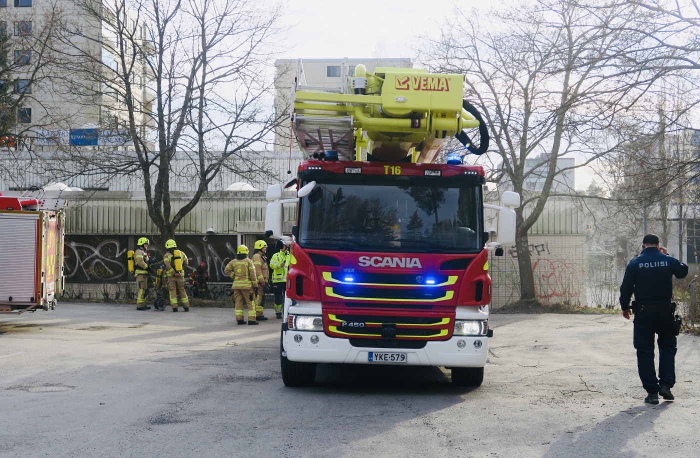 Tilannehuone.fi - 20.04.2019 17:51 Turku: rakennuspalo: keskisuuri